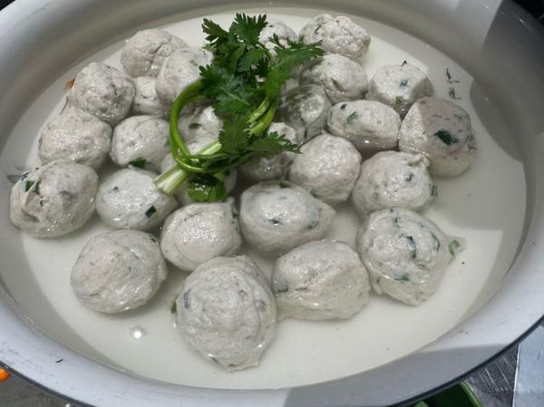 炸脆皮冰淇淋怎么做_炸冰淇淋为什么外酥里不化-第1张图片-山城妙识