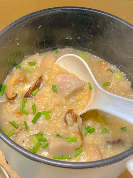 宝宝芋头粥怎么做_宝宝多大能吃芋头粥-第1张图片-山城妙识