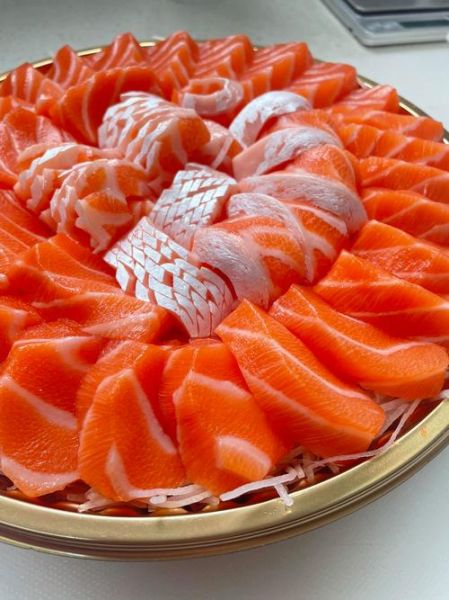 三文鱼刺身怎么选_高清图片怎么看新鲜度-第1张图片-山城妙识 三文鱼刺身怎么选_高清图片怎么看新鲜度-第1张图片-山城妙识