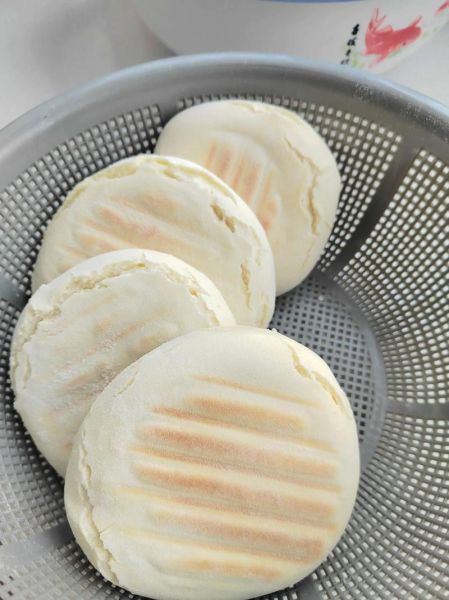 烙煎饼用什么锅_怎么和面不裂-第2张图片-山城妙识 烙煎饼用什么锅_怎么和面不裂-第2张图片-山城妙识