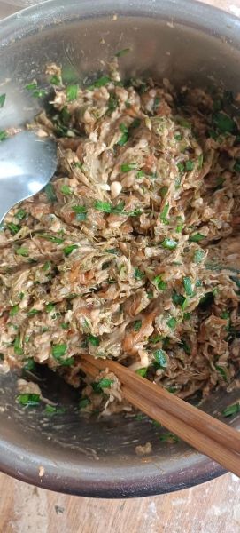 洋槐花饺子馅怎么做_洋槐花包饺子好吃吗-第2张图片-山城妙识