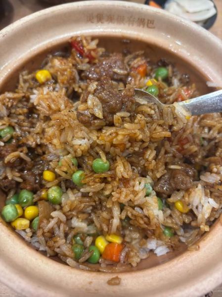 牛肉煲仔饭怎么做_电饭煲做法-第1张图片-山城妙识 牛肉煲仔饭怎么做_电饭煲做法-第1张图片-山城妙识