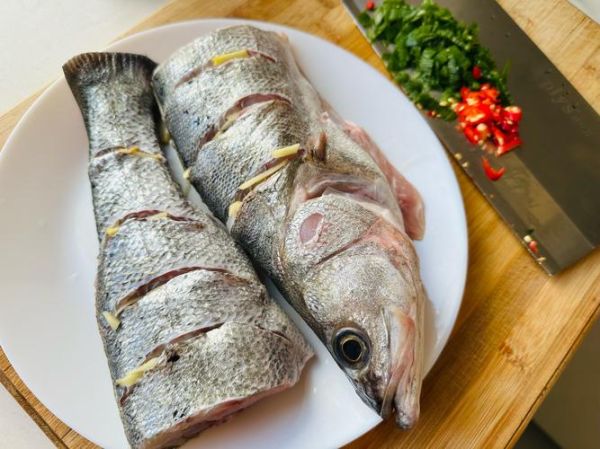 清蒸林平鱼怎么做_清蒸林平鱼要蒸几分钟-第3张图片-山城妙识