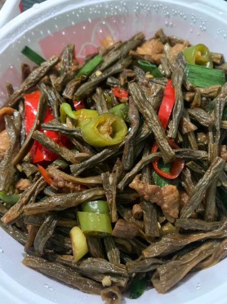 豇豆炒肉热量_减肥能吃吗-第3张图片-山城妙识 豇豆炒肉热量_减肥能吃吗-第3张图片-山城妙识