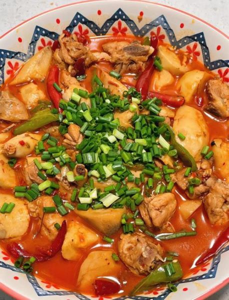 芋儿鸡怎么做好吃_芋儿鸡的家常做法窍门-第2张图片-山城妙识