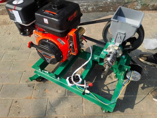 玉米花膨化机多少钱一台_家用小型膨化机价格-第1张图片-山城妙识