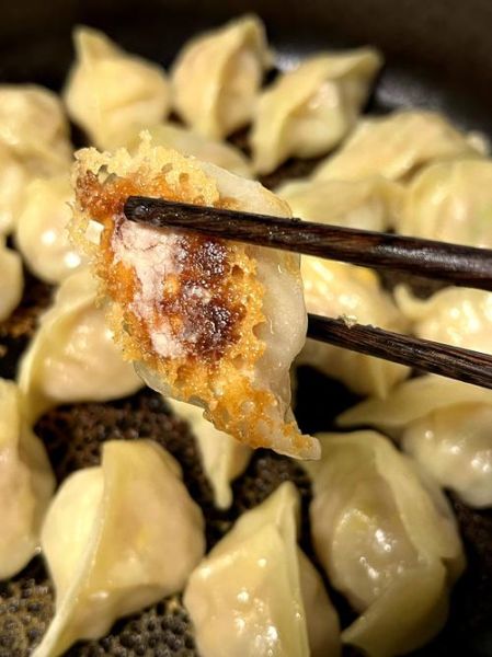 速冻煎饺怎么煎_速冻煎饺需要解冻吗-第3张图片-山城妙识