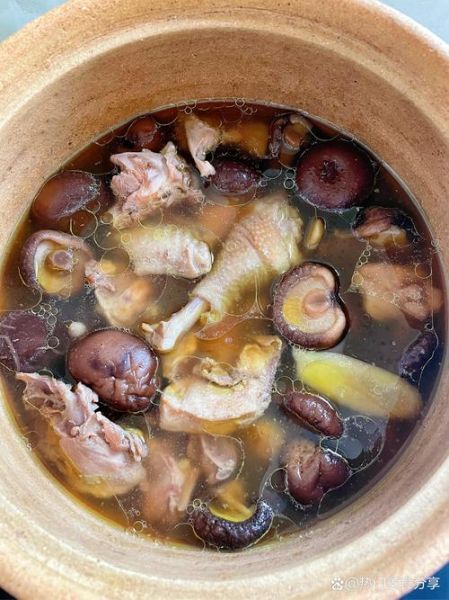 干香菇煲鸡汤的做法_干香菇需要提前泡多久-第3张图片-山城妙识 干香菇煲鸡汤的做法_干香菇需要提前泡多久-第3张图片-山城妙识