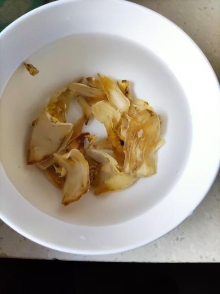 干百合泡水正确做法_干百合泡水前要不要洗-第2张图片-山城妙识 干百合泡水正确做法_干百合泡水前要不要洗-第2张图片-山城妙识