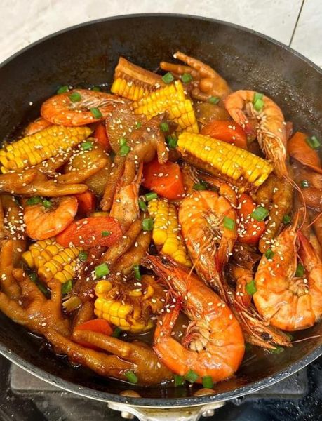 明虾煲怎么做好吃_明虾煲的做法大全-第1张图片-山城妙识