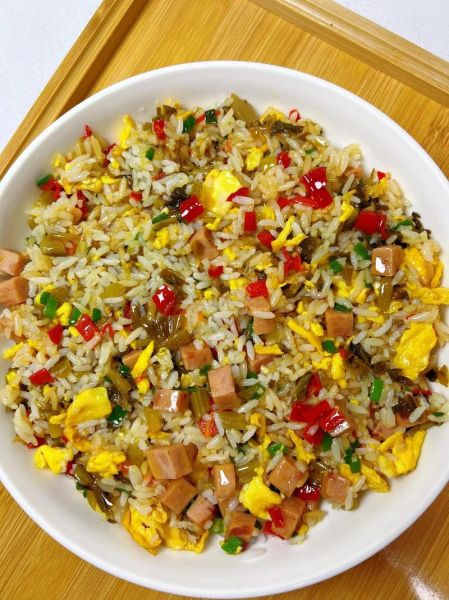 瘦肉鸡蛋炒饭怎么做_瘦肉鸡蛋炒饭家常做法-第2张图片-山城妙识