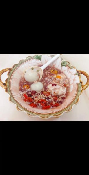 红豆酒酿圆子怎么做_红豆酒酿圆子需要煮多久-第3张图片-山城妙识 红豆酒酿圆子怎么做_红豆酒酿圆子需要煮多久-第3张图片-山城妙识