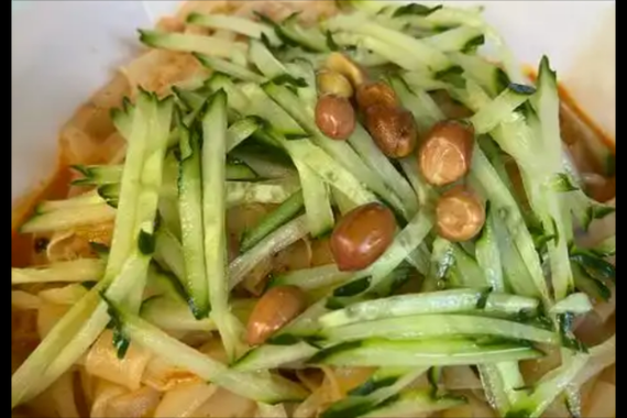 家常凉皮拌料怎么做_凉皮调料汁怎么调-第3张图片-山城妙识 家常凉皮拌料怎么做_凉皮调料汁怎么调-第3张图片-山城妙识