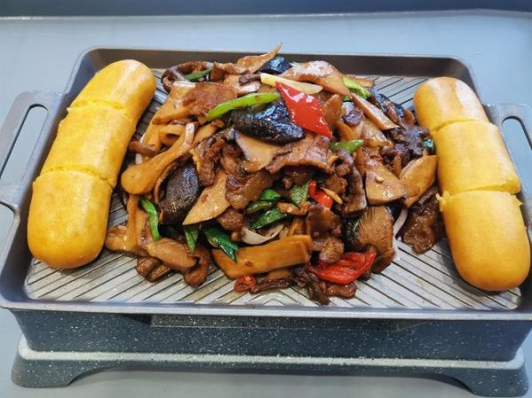 野生蘑菇怎么做好吃_野生蘑菇的做法大全-第2张图片-山城妙识