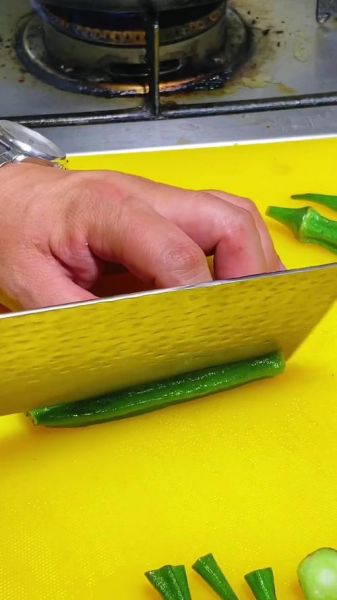 秋葵一定要焯水吗_焯水对营养的影响-第1张图片-山城妙识