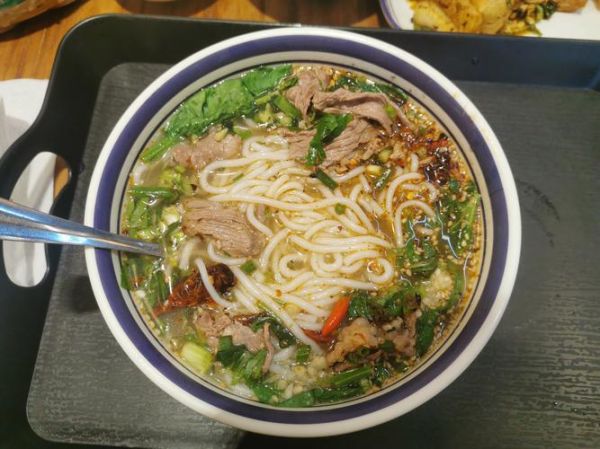 云南米线哪家最正宗_如何辨别正宗云南米线-第3张图片-山城妙识 云南米线哪家最正宗_如何辨别正宗云南米线-第3张图片-山城妙识