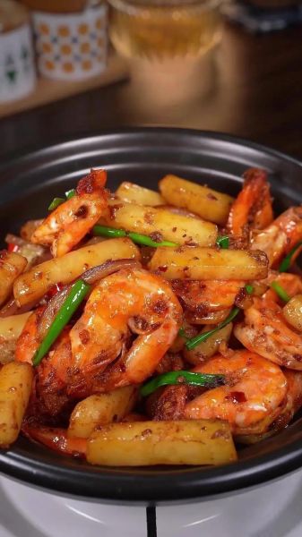 干锅虾最正宗的做法_干锅虾怎么做才好吃-第1张图片-山城妙识