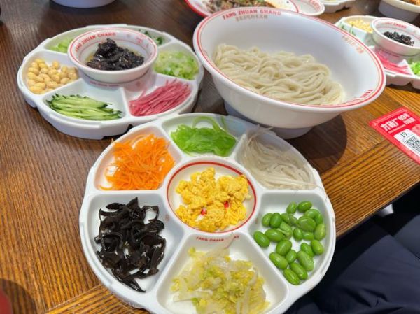 炸酱面配菜有哪些_炸酱面配菜怎么搭配-第3张图片-山城妙识 炸酱面配菜有哪些_炸酱面配菜怎么搭配-第3张图片-山城妙识