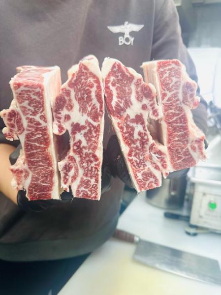 雪花牛肉为什么入口即化_雪花牛肉口感特点-第1张图片-山城妙识