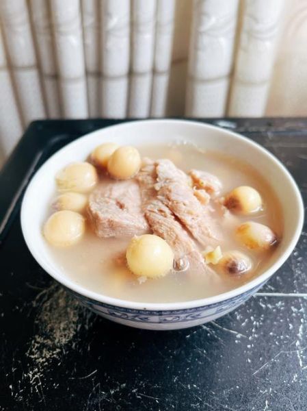 瘦肉汤怎么做又嫩又好吃_瘦肉汤去腥嫩肉技巧-第3张图片-山城妙识