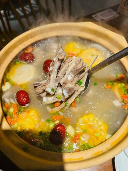 自制羊肉汤锅的做法_羊肉汤锅怎么做好吃-第1张图片-山城妙识