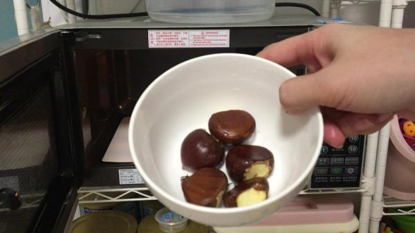 水煮栗子怎么好剥皮_水煮栗子快速去皮技巧-第3张图片-山城妙识 水煮栗子怎么好剥皮_水煮栗子快速去皮技巧-第3张图片-山城妙识