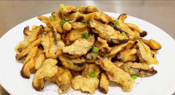 干炸香菇怎么做_干炸香菇酥脆不掉渣的秘诀-第1张图片-山城妙识 干炸香菇怎么做_干炸香菇酥脆不掉渣的秘诀-第1张图片-山城妙识