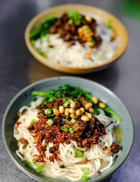 凉拌担担面怎么做_凉拌担担面热量高吗-第3张图片-山城妙识