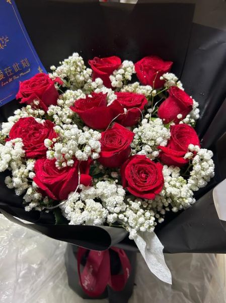 玫瑰花束图片大全_如何挑选适合场景的玫瑰-第2张图片-山城妙识 玫瑰花束图片大全_如何挑选适合场景的玫瑰-第2张图片-山城妙识