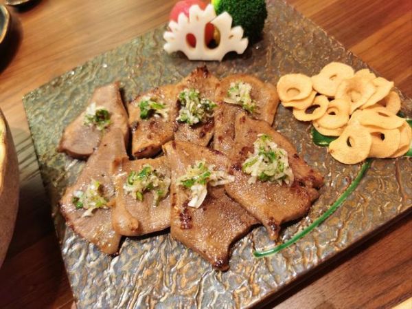 烤牛舌怎么做_烤牛舌需要腌制多久-第1张图片-山城妙识