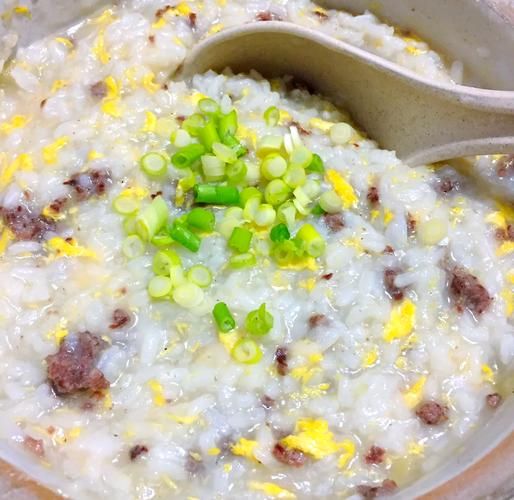 牛肉蛋花粥的功效与作用_怎么做最养胃-第1张图片-山城妙识