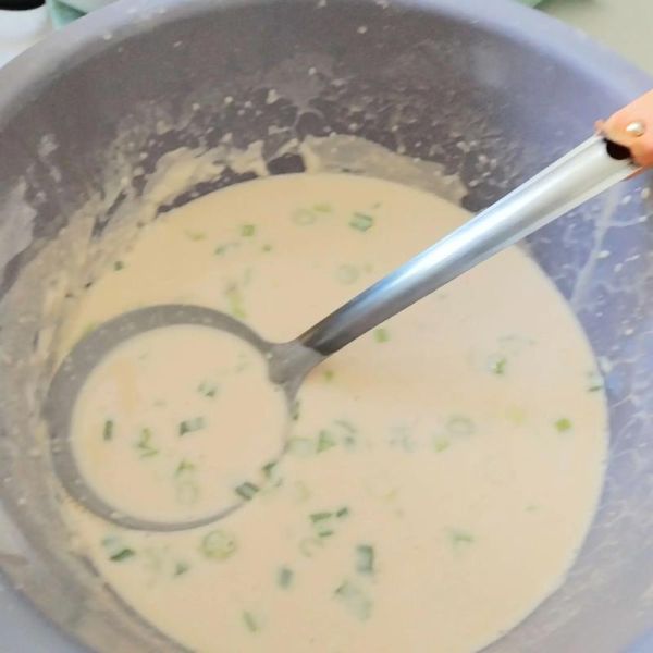 家常煎饼怎么做_煎饼面糊怎么调才松软-第2张图片-山城妙识