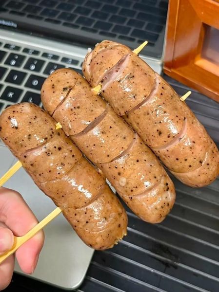 烤肠在家怎么做好吃_空气炸锅烤肠做法-第2张图片-山城妙识