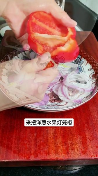 灯笼椒怎么炒好吃_灯笼椒的做法大全-第3张图片-山城妙识 灯笼椒怎么炒好吃_灯笼椒的做法大全-第3张图片-山城妙识