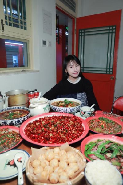 江湖菜馆第二季在线观看_哪里能免费看全集-第1张图片-山城妙识