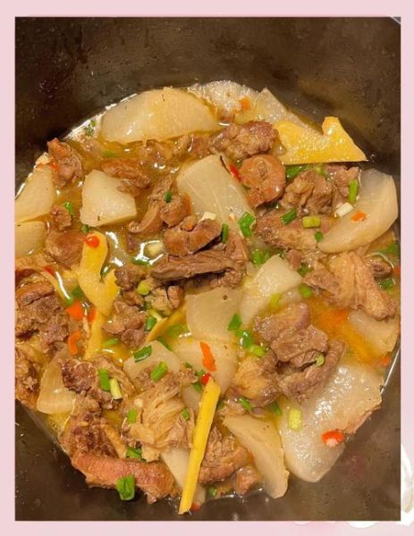 萝卜炖牛腩汤怎么炖才好吃_牛腩汤去腥技巧-第1张图片-山城妙识 萝卜炖牛腩汤怎么炖才好吃_牛腩汤去腥技巧-第1张图片-山城妙识