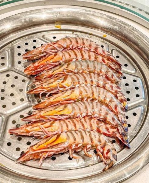 红烧竹节虾怎么做_红烧竹节虾用焯水吗-第1张图片-山城妙识