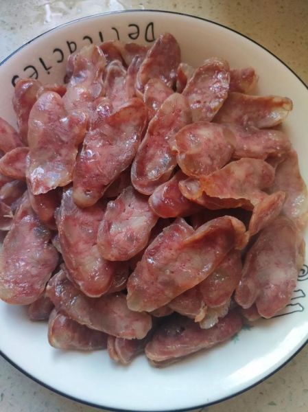 自制腊肠配方比例_腊肠怎么风干-第1张图片-山城妙识 自制腊肠配方比例_腊肠怎么风干-第1张图片-山城妙识