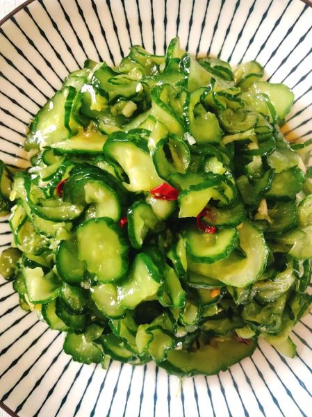 凉拌黄瓜怎么做好吃_家庭版凉拌黄瓜做法-第1张图片-山城妙识 凉拌黄瓜怎么做好吃_家庭版凉拌黄瓜做法-第1张图片-山城妙识