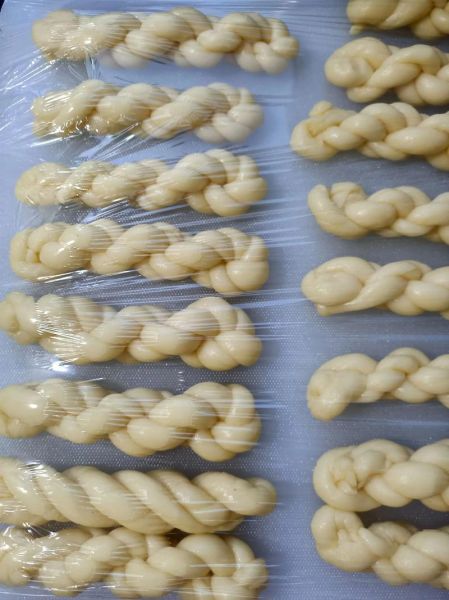 怎样做麻花又脆又酥_麻花酥脆不硬的秘诀-第1张图片-山城妙识