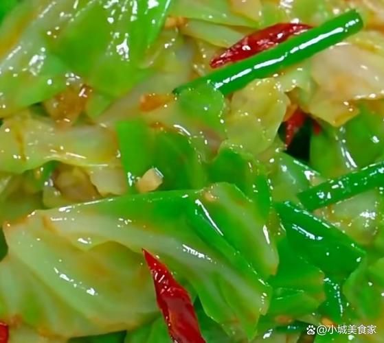 凉拌绿甘蓝怎么保持脆爽_甘蓝焯水还是不焯水-第2张图片-山城妙识