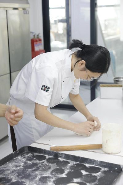 甜品培训学校学费多少_甜品培训一般要多少钱-第3张图片-山城妙识