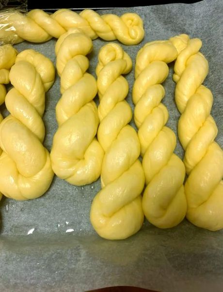 家庭版炸麻花怎么做_麻花酥脆不硬的秘诀-第1张图片-山城妙识