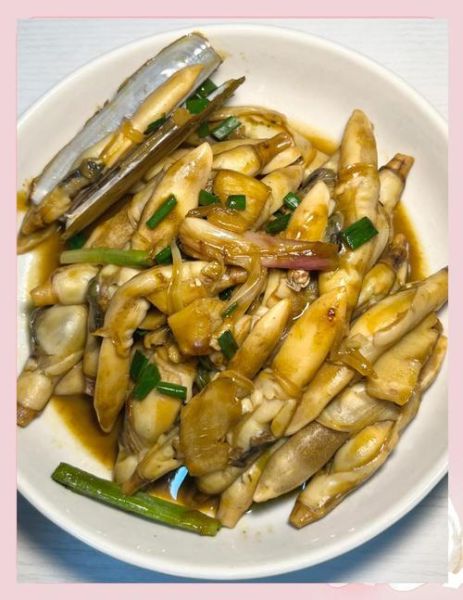 葱姜爆炒蛏子王怎么做_蛏子王去沙最快的方法-第1张图片-山城妙识