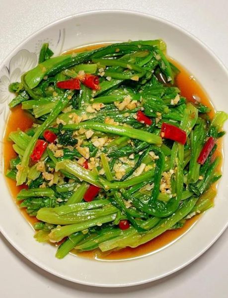 蒜蓉油麦菜怎么做_蒜蓉油麦菜家常做法-第1张图片-山城妙识