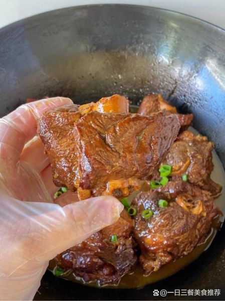 红烧大骨头怎么做好吃_红烧大骨头家常做法窍门-第2张图片-山城妙识