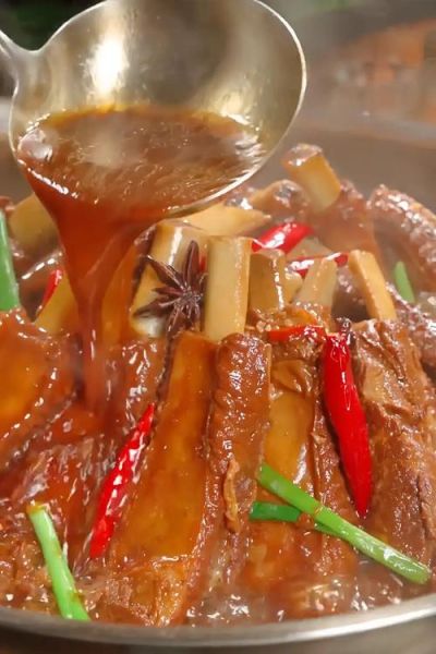 红烧大骨头怎么做好吃_红烧大骨头家常做法窍门-第1张图片-山城妙识