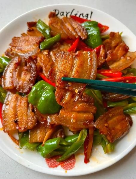 回锅肉炒什么好吃_回锅肉配菜推荐-第2张图片-山城妙识