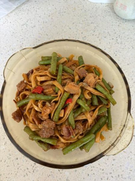 素焖面怎么做才好吃_家常素焖面做法窍门-第2张图片-山城妙识