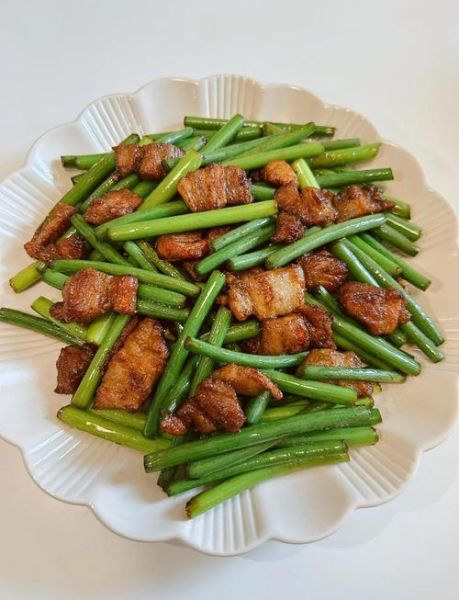 蒜毫炒肉怎么做_蒜毫炒肉用猪肉还是牛肉-第2张图片-山城妙识 蒜毫炒肉怎么做_蒜毫炒肉用猪肉还是牛肉-第2张图片-山城妙识